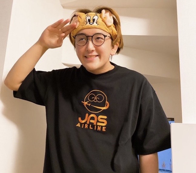 じゃすぱー(Jasper7se)の顔や年齢は？owの経歴や姉が美人すぎる！炎上や身長などについても！【配信者】