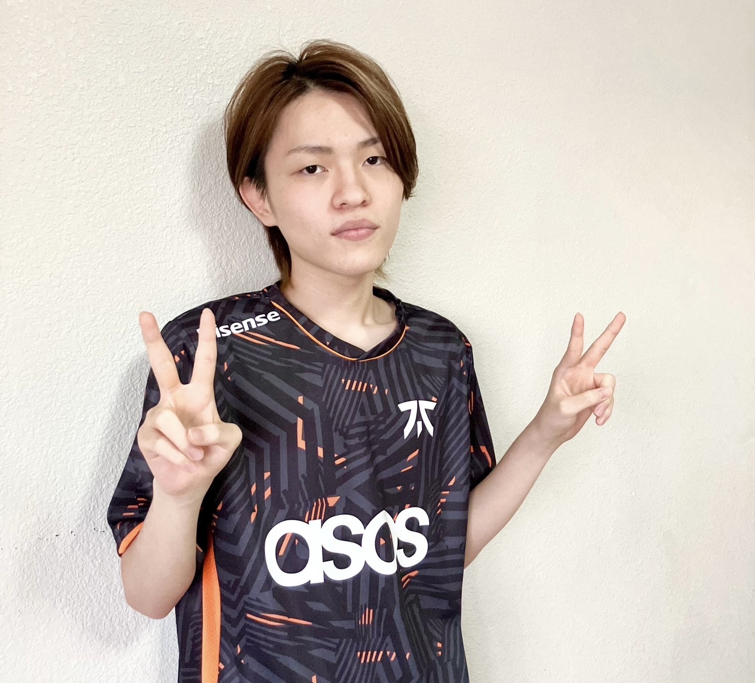 【Apex】YukaF(ゆかえふ)の顔や感度、設定は？年齢やプロフィールについても紹介！