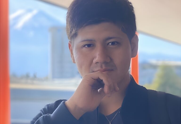 Zerost(ゼロスト)は何者？年齢や偉大の元ネタについても解説！